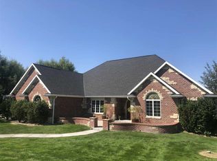 49 Lakeside Dr, Kearney, NE 68845 | Zillow