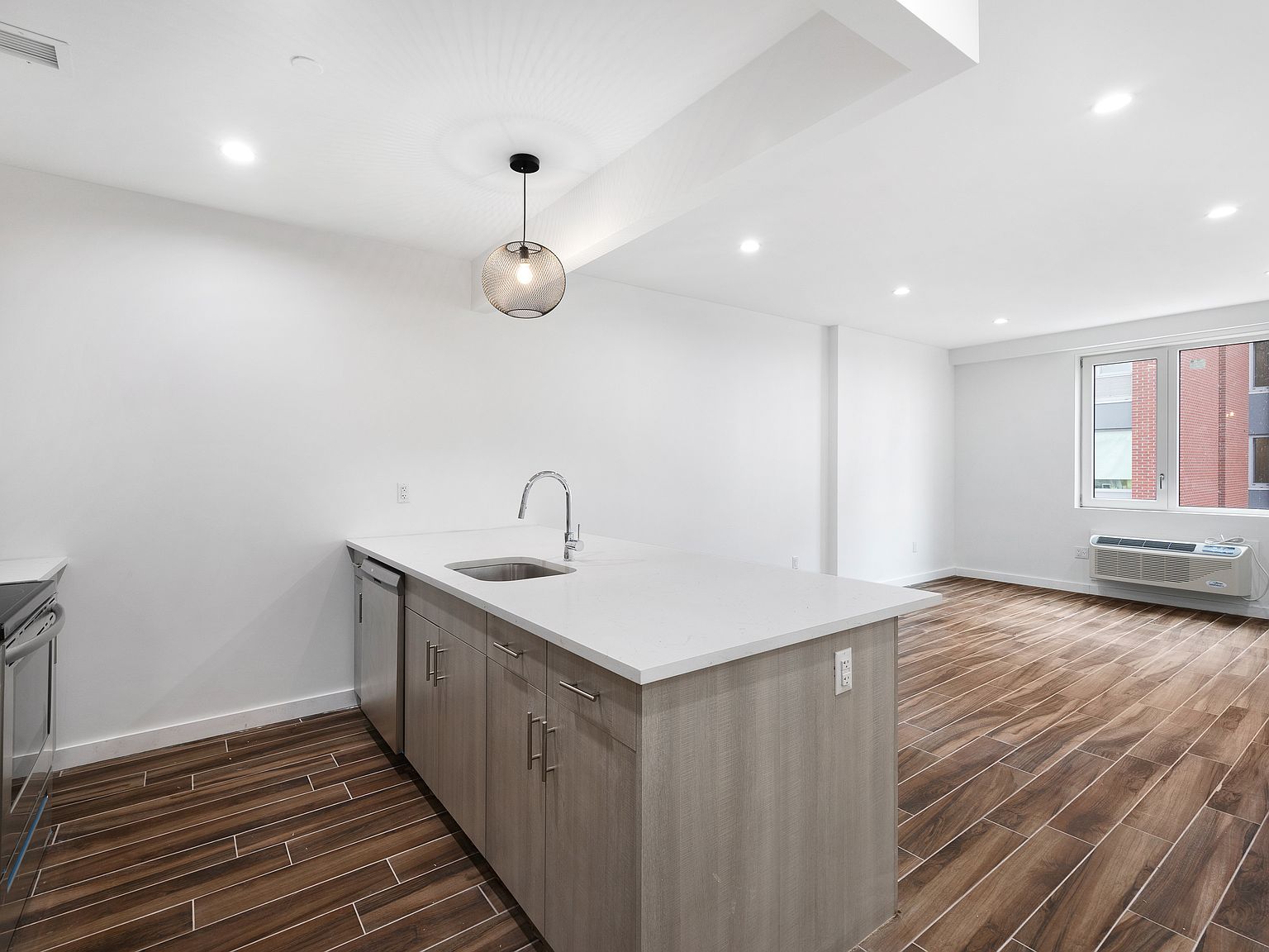 906 E New York Ave #3D, Brooklyn, NY 11203 | Zillow