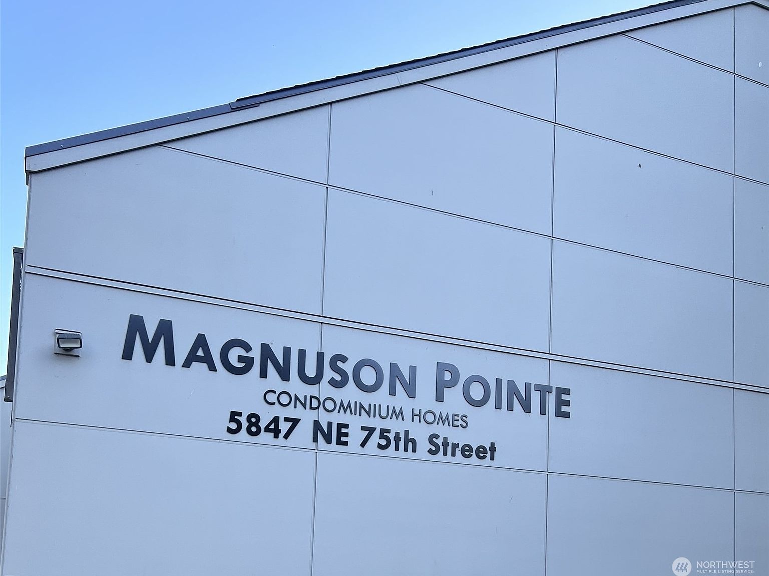 7307 Sand Point Way NE UNIT A335, Seattle, WA 98115 | MLS #2141607 | Zillow