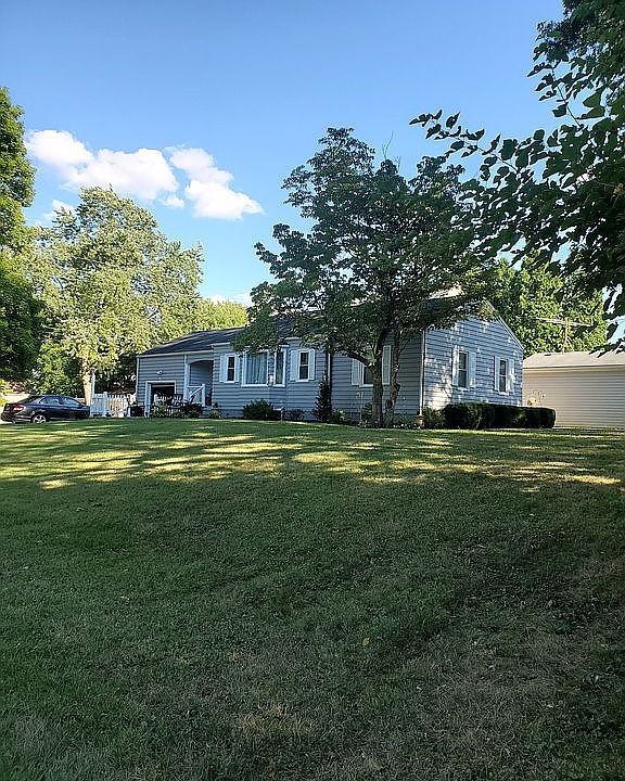 974 Gardner Blvd, Barberton, OH 44203 | Zillow