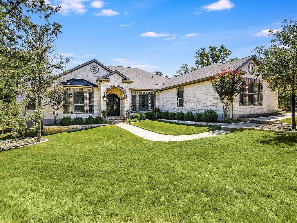 162 Old Windmill Ln, Bastrop, TX 78602 | MLS #9479181 | Zillow