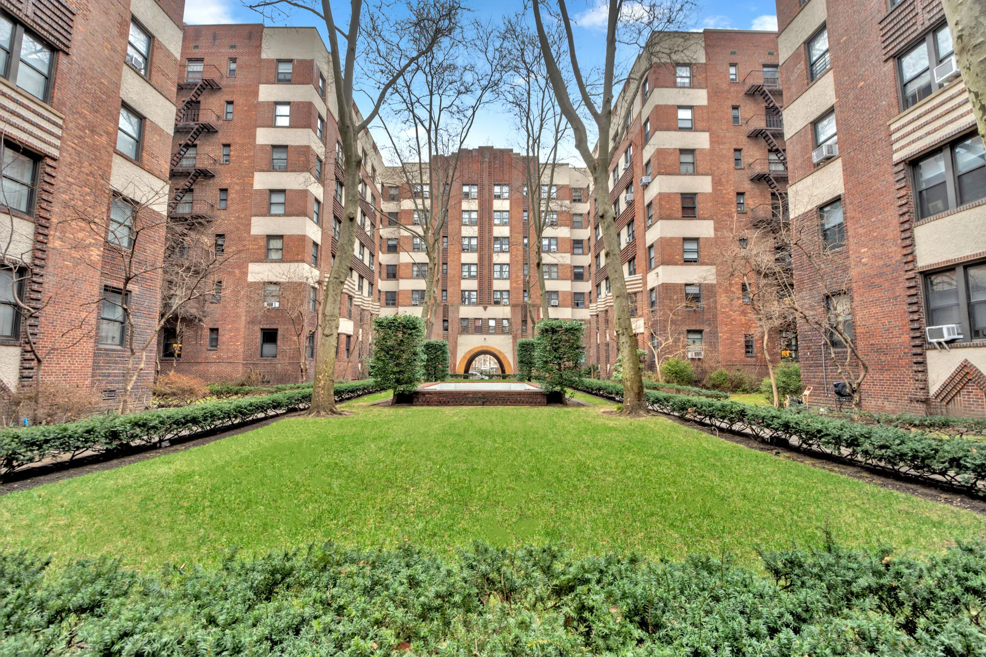 504 Grand Street #C33 in Lower East Side, Manhattan | StreetEasy