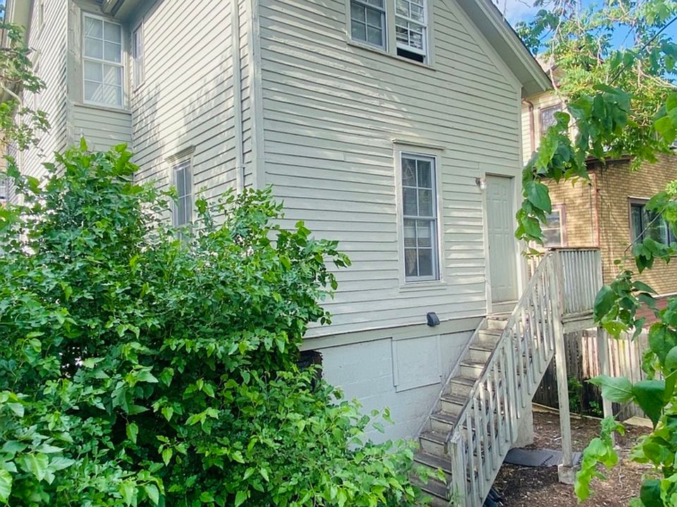 305 E Chicago St, Elgin, IL 60120 | Zillow