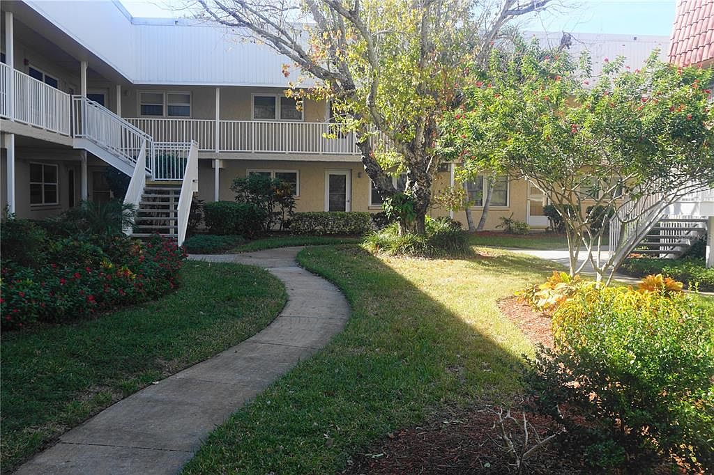 10035 63rd Ave N APT 9, Saint Petersburg, FL 33708 | Zillow