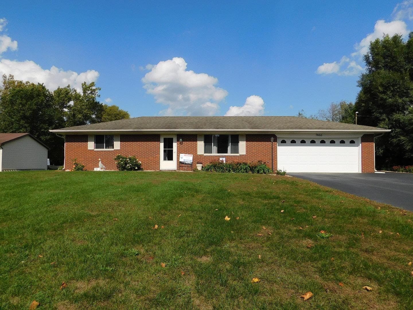 7466 W River Rd, Roann, IN 46974 | Zillow
