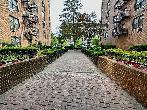 1213 Avenue Z APT C13, Brooklyn, NY 11235 | Zillow