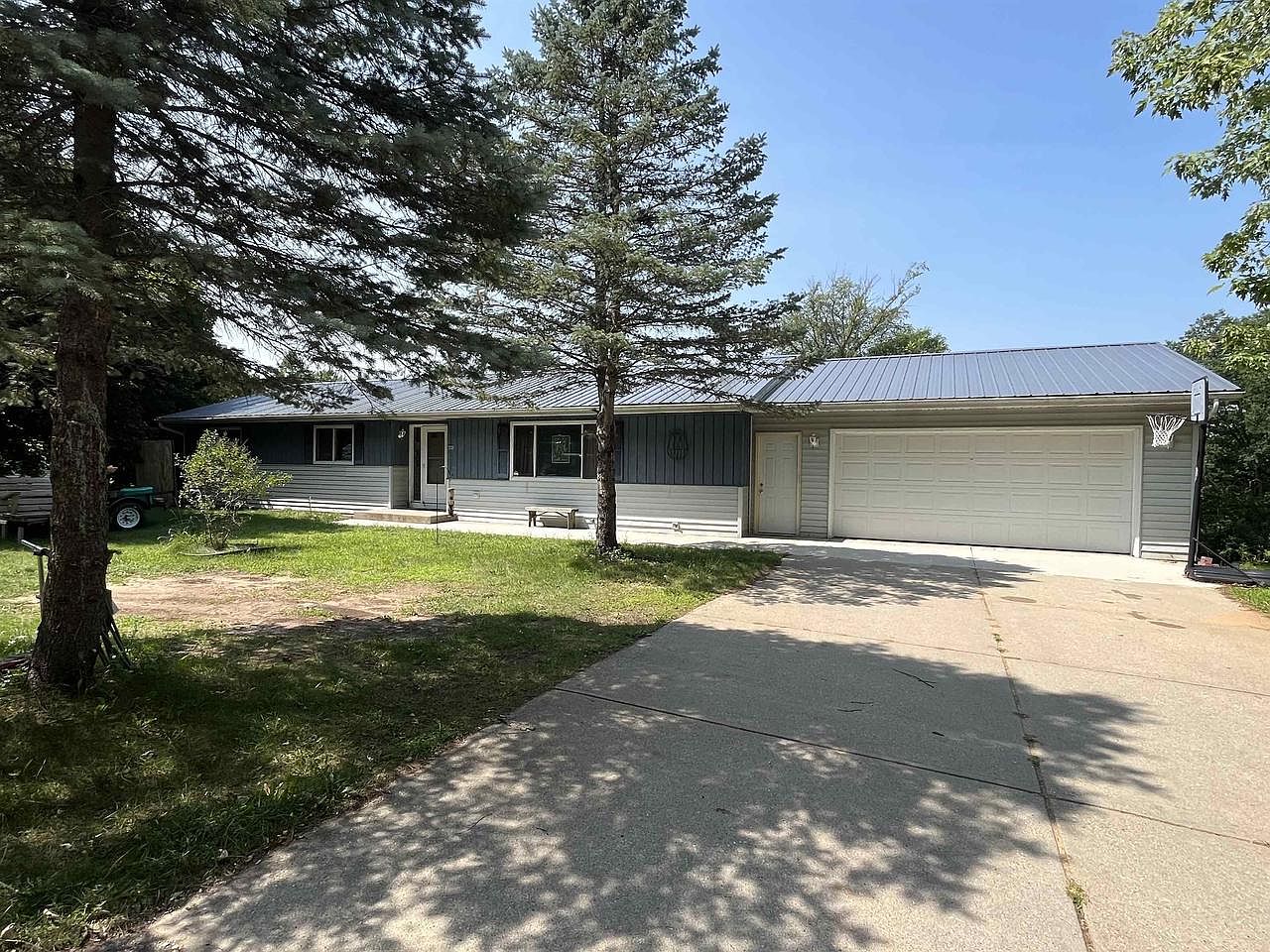 401 North Harvard Avenue, Endeavor, WI 53930 | Zillow