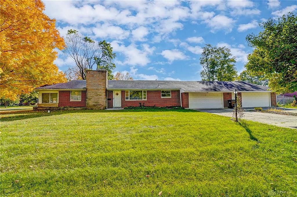 3599 Ceylon Cir, Dayton, OH 45430 | Zillow