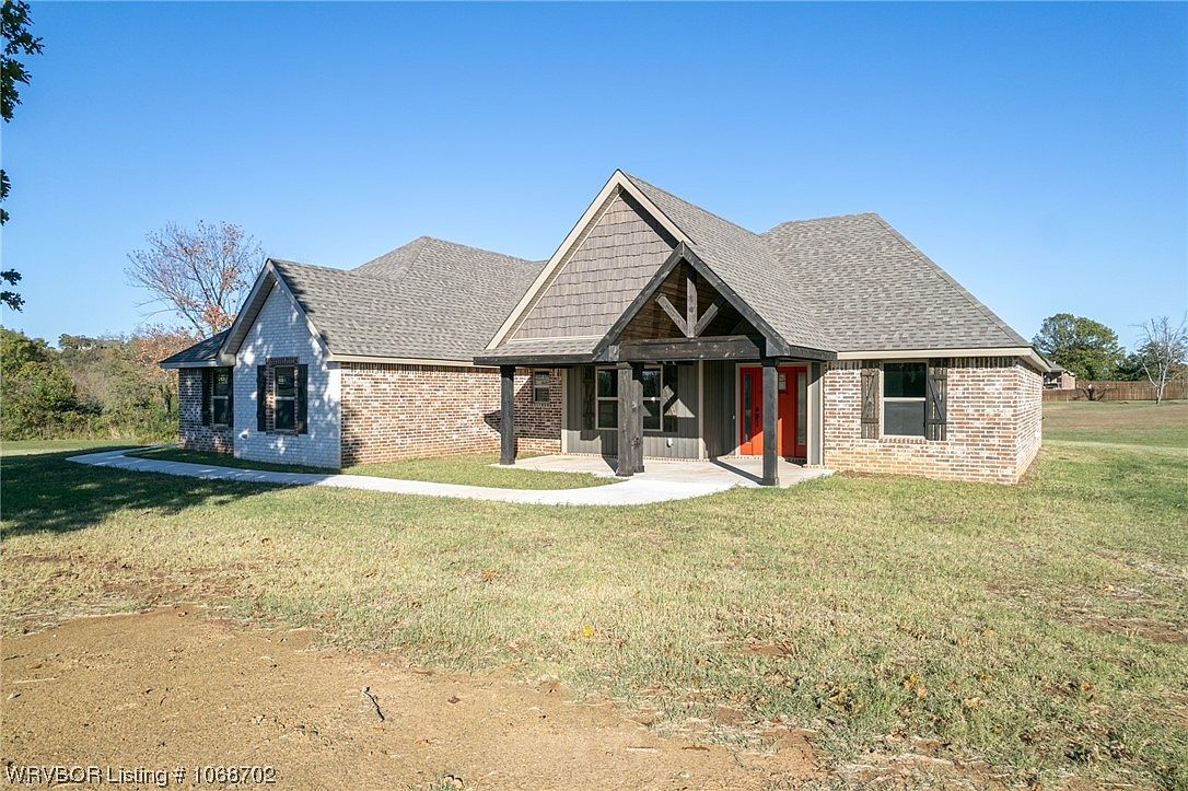 476646 E 1090th Loop, Roland, OK 74954 | MLS #1068702 | Zillow