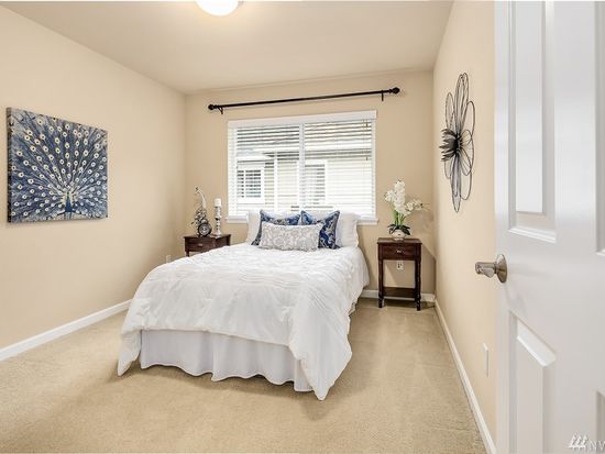 6704 E Crest View Loop SE, Snoqualmie, WA 98065 | Zillow