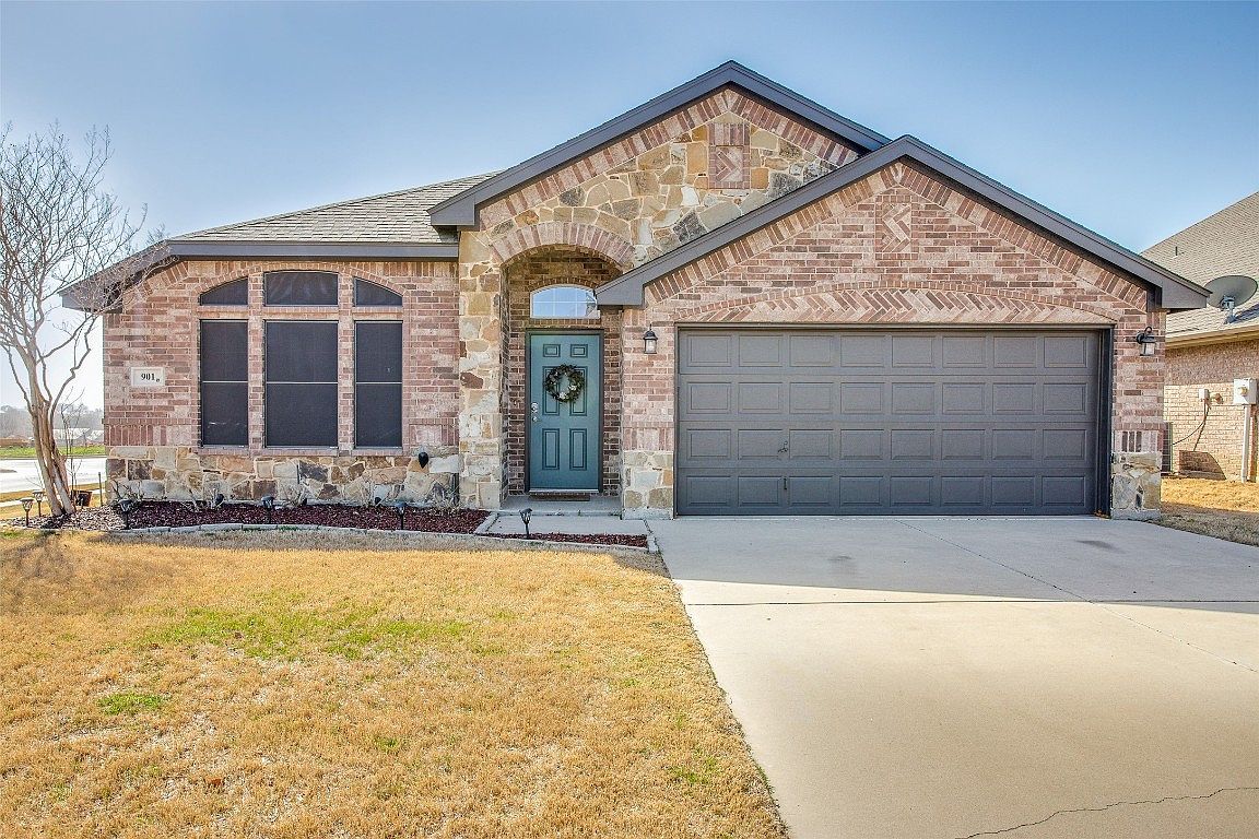 901 Jodie Dr, Weatherford, TX 76087 | Zillow