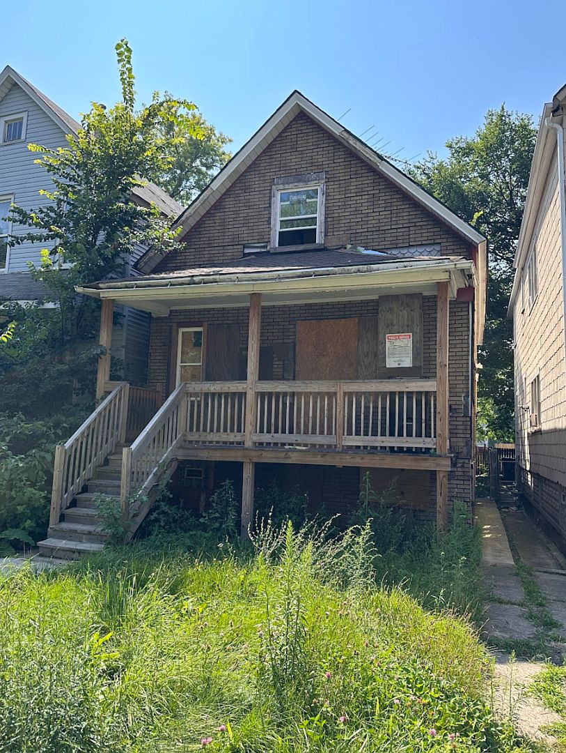 8008 S Muskegon Ave, Chicago, IL 60617 | MLS #11891464 | Zillow
