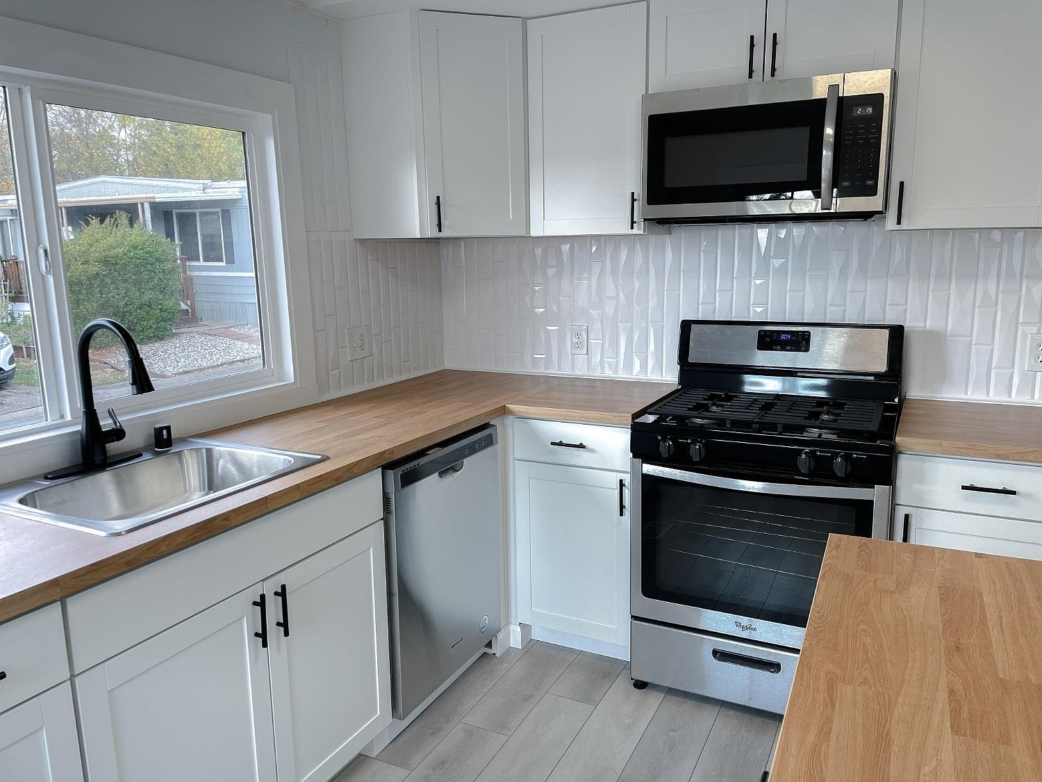 5817 Hobbs Ln, Sacramento, CA 95842 | Zillow