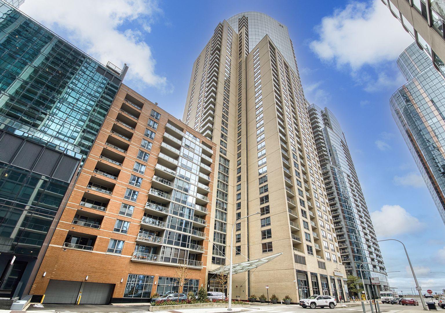 420 E Waterside Dr UNIT 904, Chicago, IL 60601 | Zillow