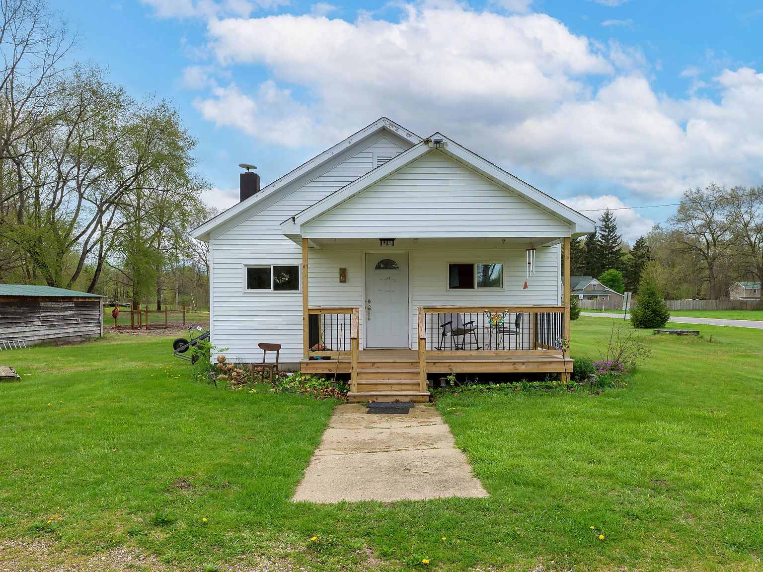 861 56th St, Pullman, MI 49450 | Zillow