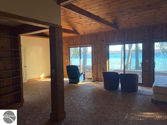 3292 W Pointe Rd, Kewadin, MI 49648 | Zillow
