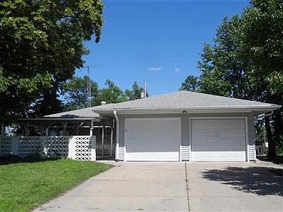 402 Richardson Ave, Lewiston, NE 68380 | Zillow
