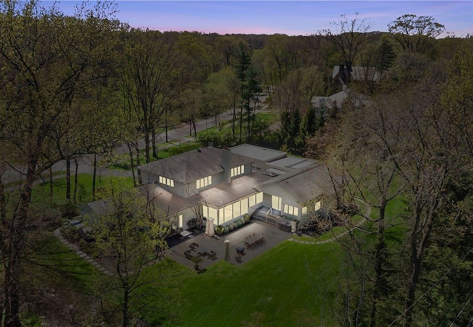 19103 N Park Blvd, Shaker Heights, OH 44122 | Zillow