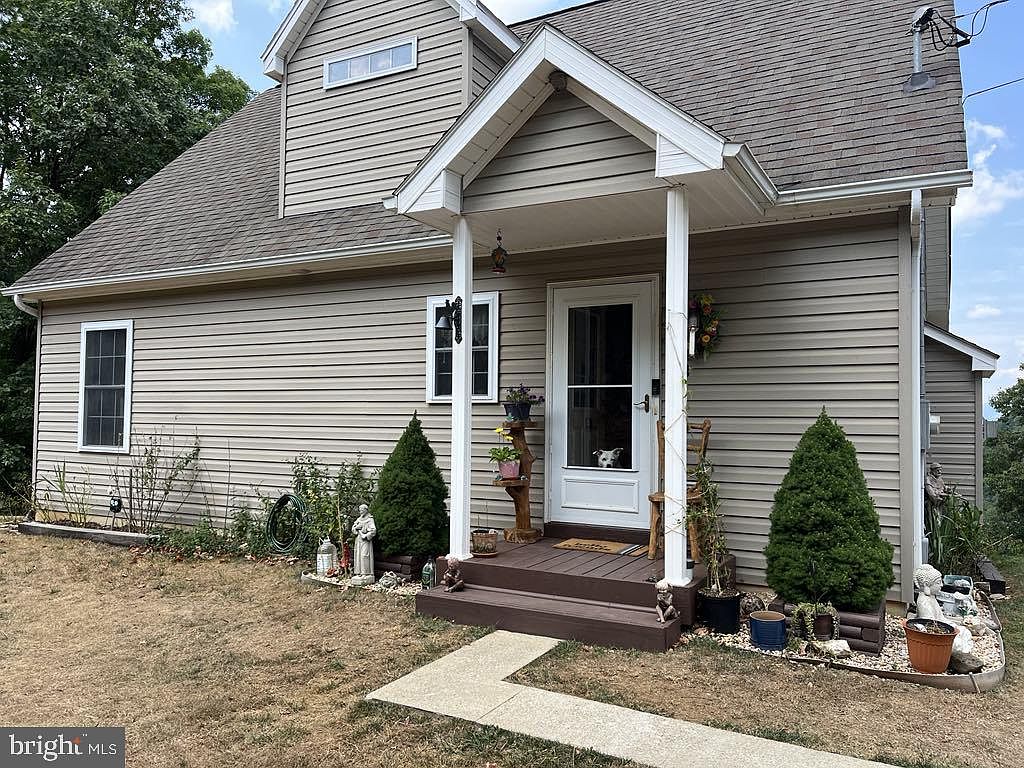 2110 Aj Kelley Rd, Purgitsville, WV 26852 | MLS #WVHS2005032 | Zillow