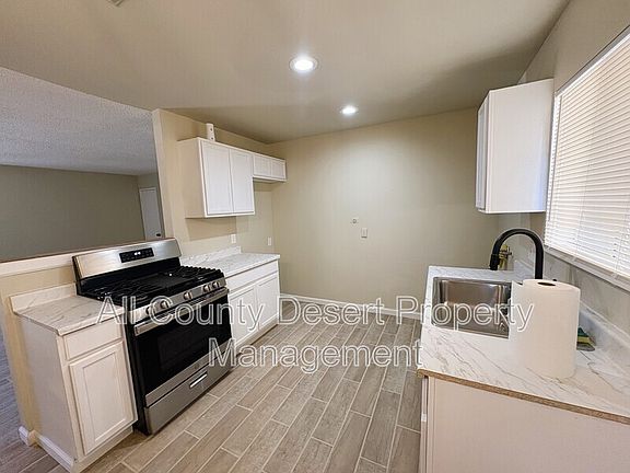 68085 Calle Bolso APT B, Desert Hot Springs, CA 92240 | Zillow