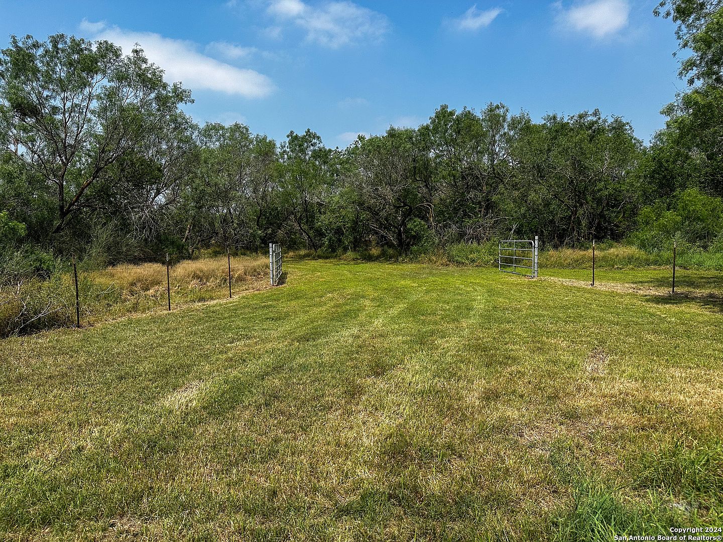 2192 COUNTY ROAD 5710 LOT 21, Devine, TX 78016 | MLS #1773985 | Zillow