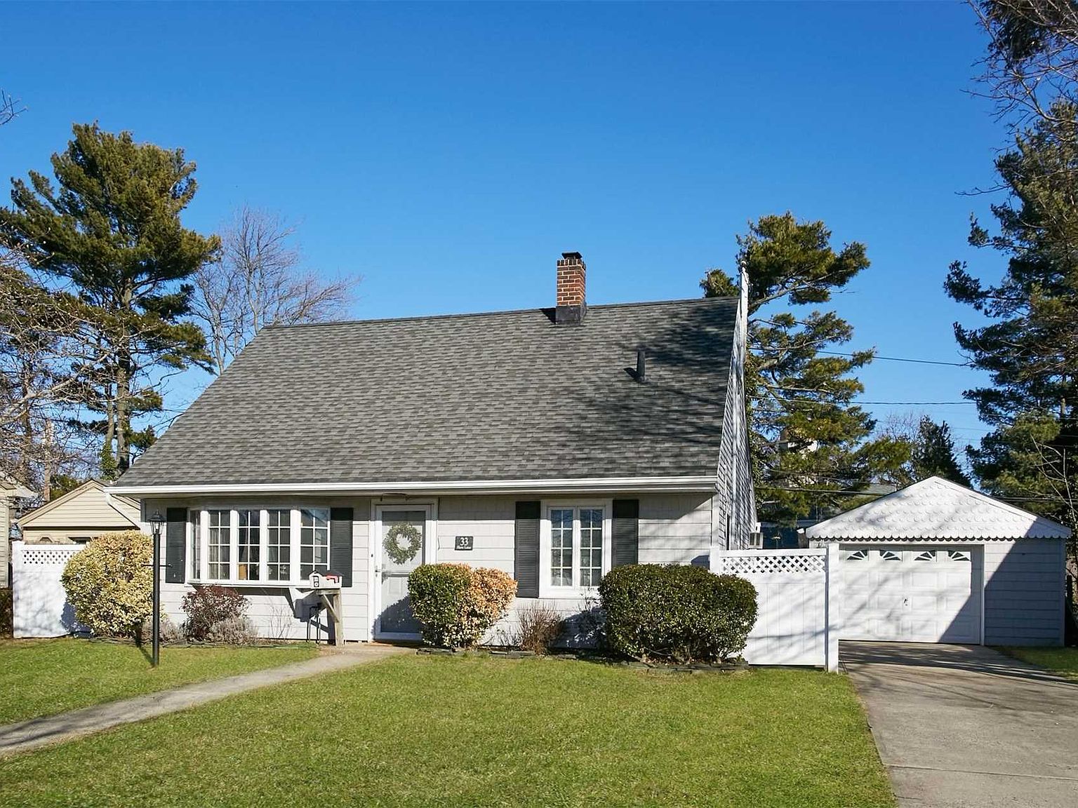33 Slate Ln, Levittown, NY 11756 | Zillow