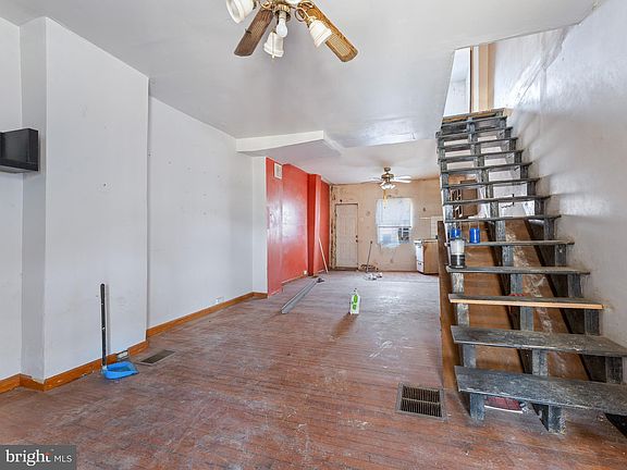 1351 S 31st St, Philadelphia, PA 19146 | Zillow