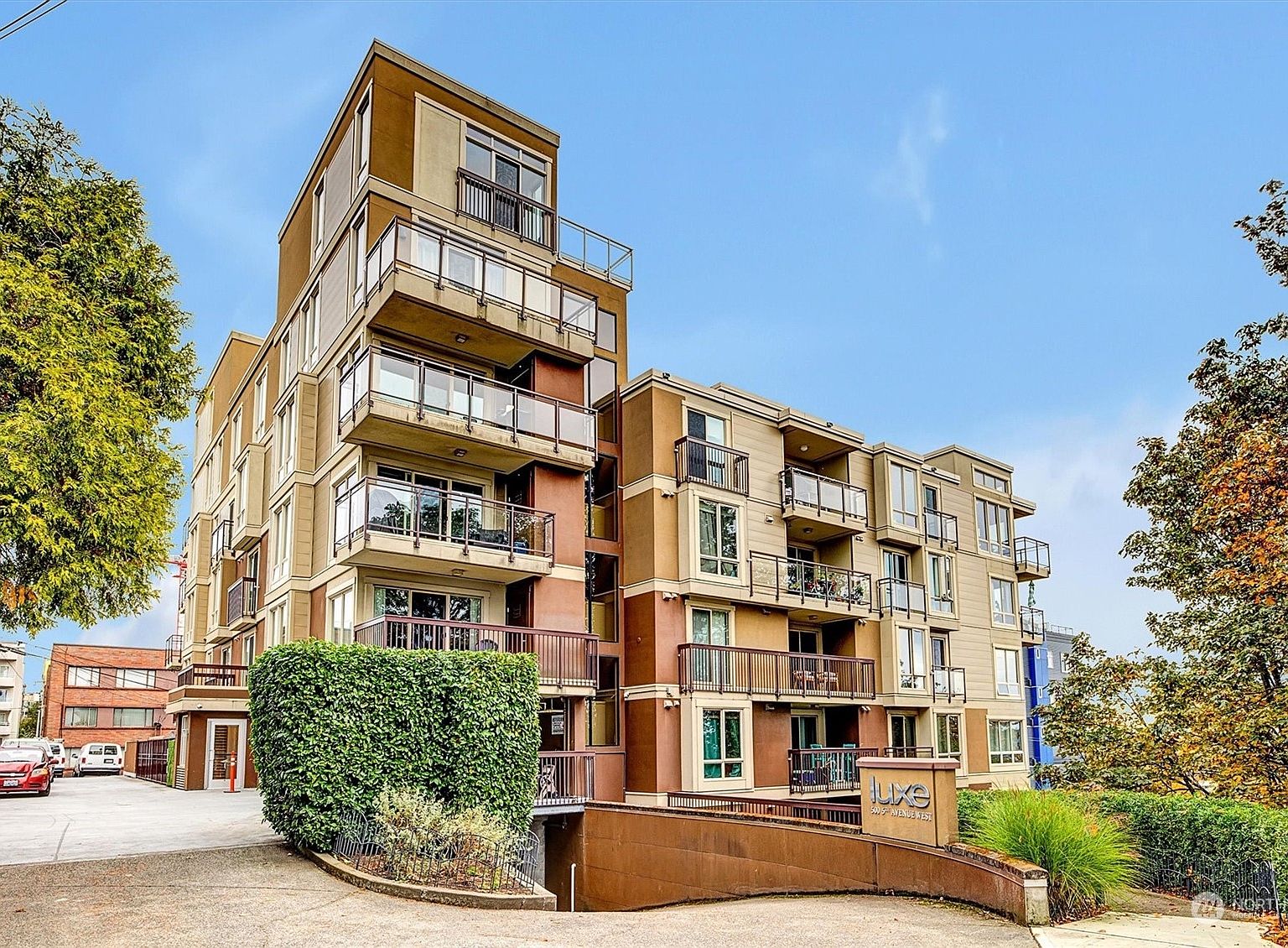 500 5th Ave W UNIT 206, Seattle, WA 98119 | Zillow