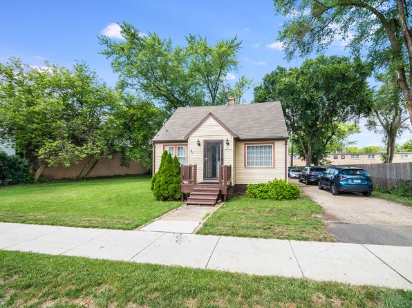 Wheeling IL Real Estate - Wheeling IL Homes For Sale | Zillow