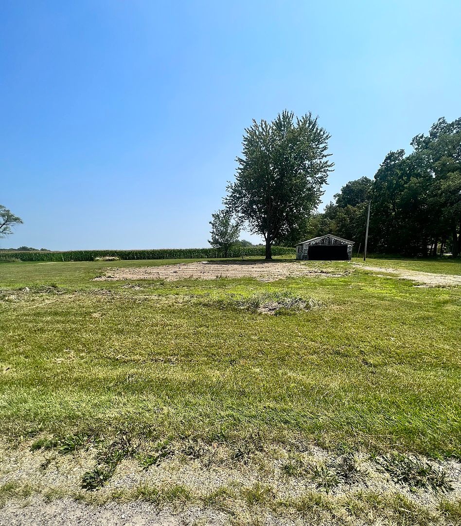 28015 Potomac Collison Rd, Potomac, IL 61865 | Zillow