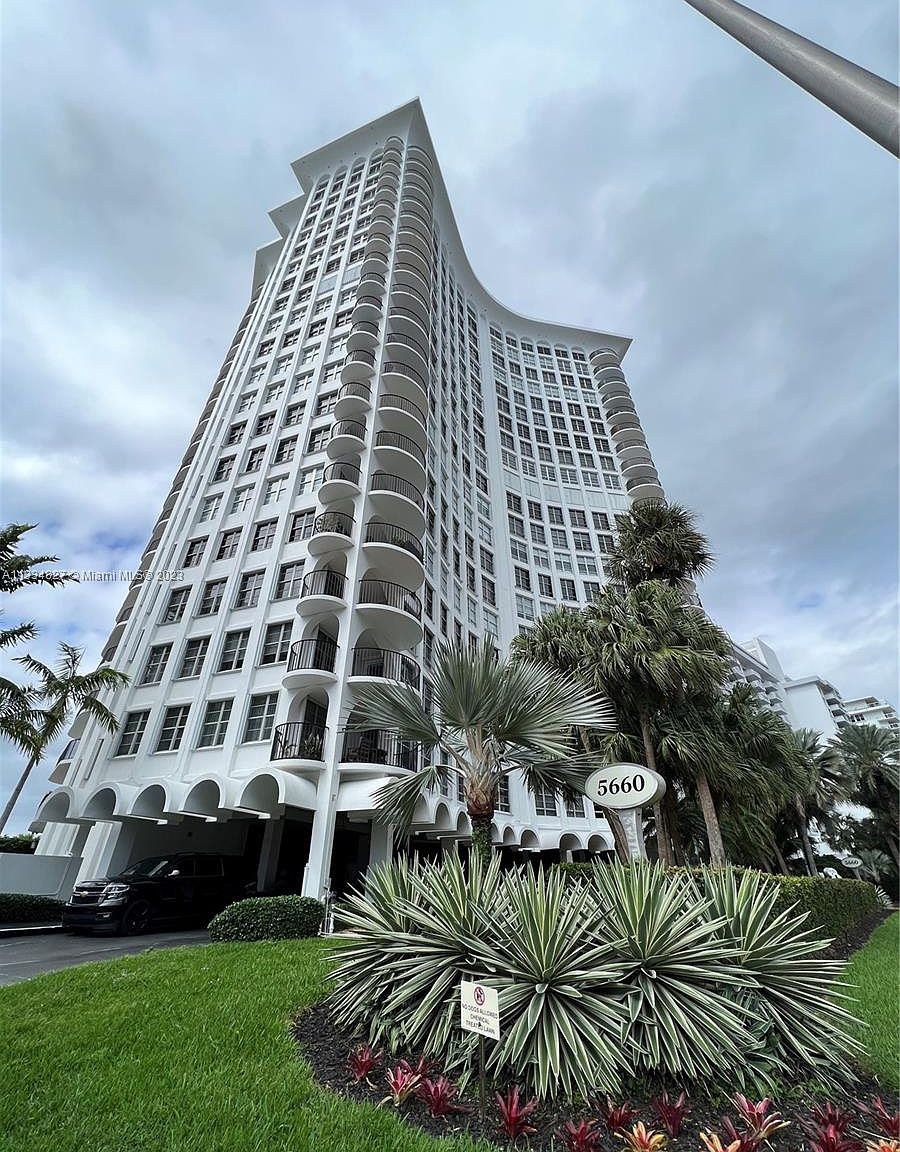 5660 Collins Ave APT 20C, Miami Beach, FL 33140 | MLS #A11334827 | Zillow
