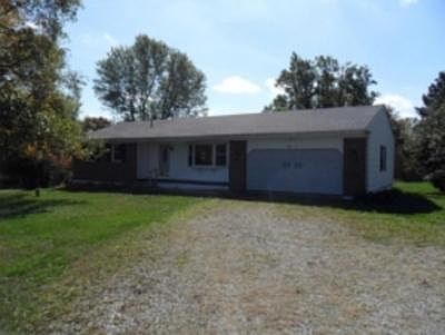 6137 Lithopolis Rd, Carroll, OH 43112 | Zillow