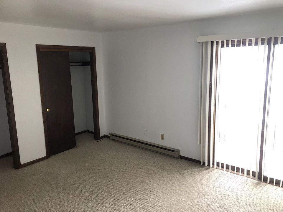 Trevor Circle 4404 - 4404 Trevor Cir Rockford IL | Zillow