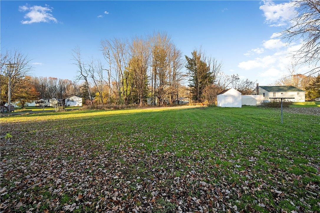 22 Gillespie Rd, Fulton, NY 13069 | Zillow