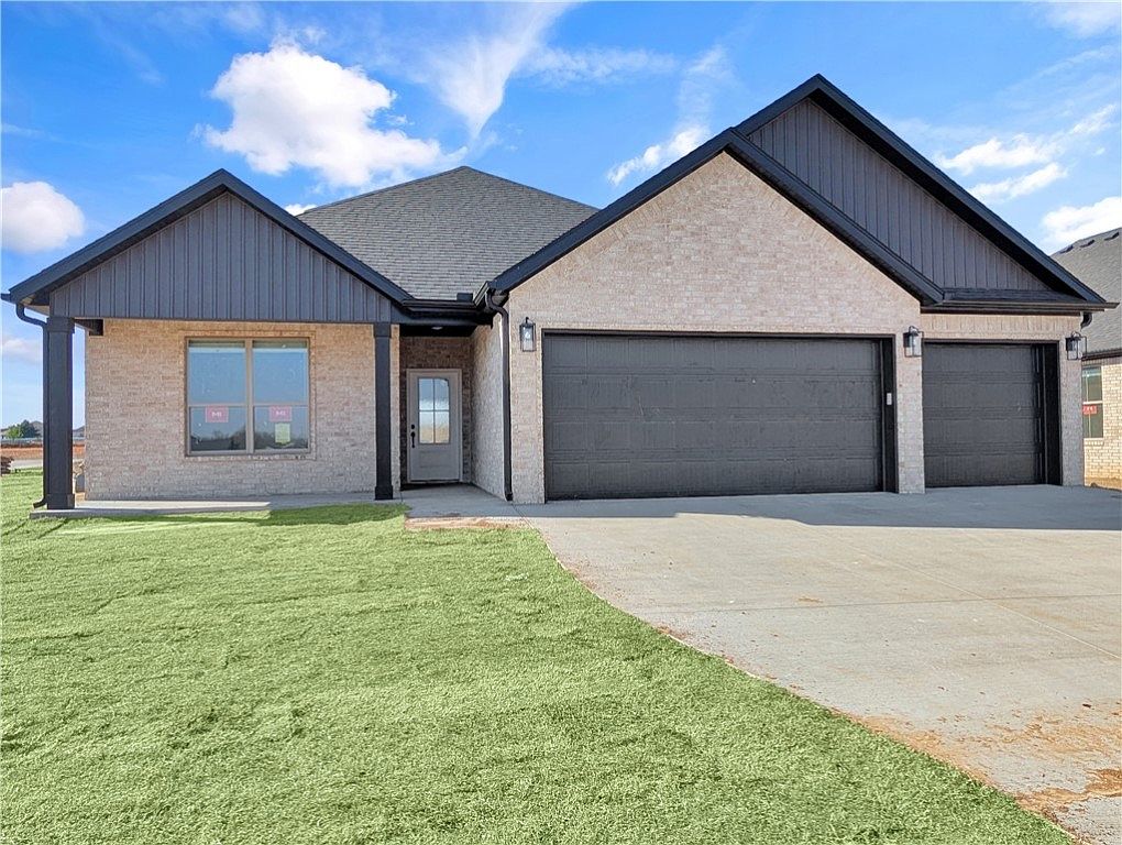 7731 Range Ave, Springdale, AR 72762 | Zillow