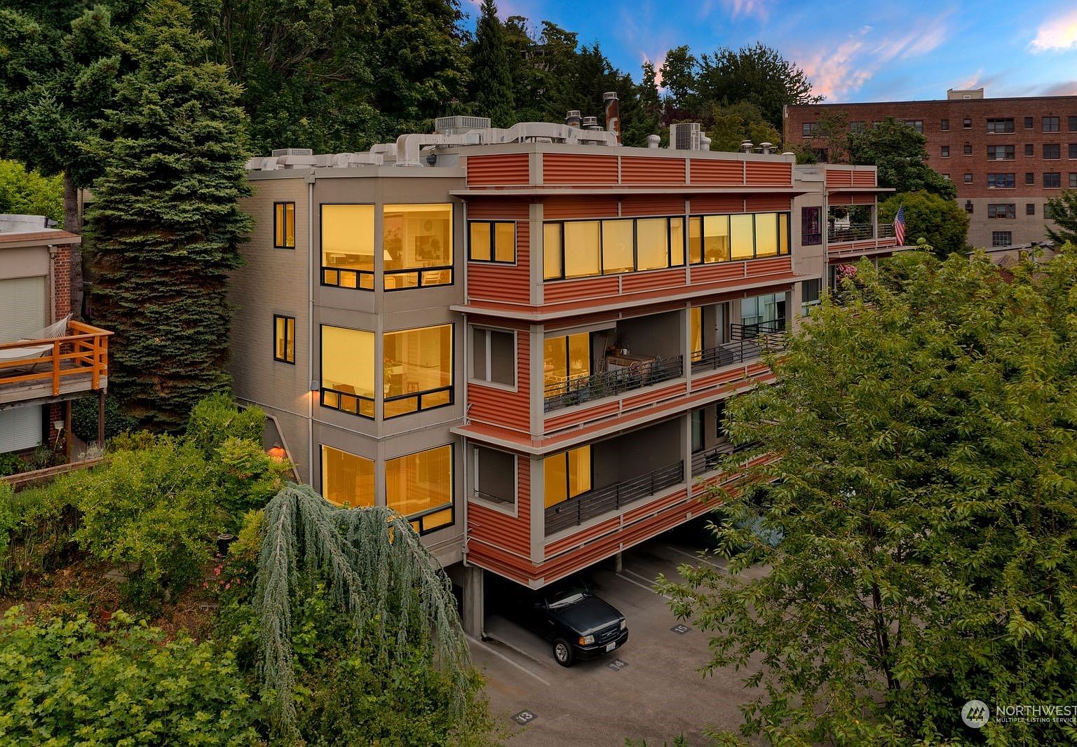 620 W Mercer Place UNIT 1-A, Seattle, WA 98119 | MLS #2145907 | Zillow