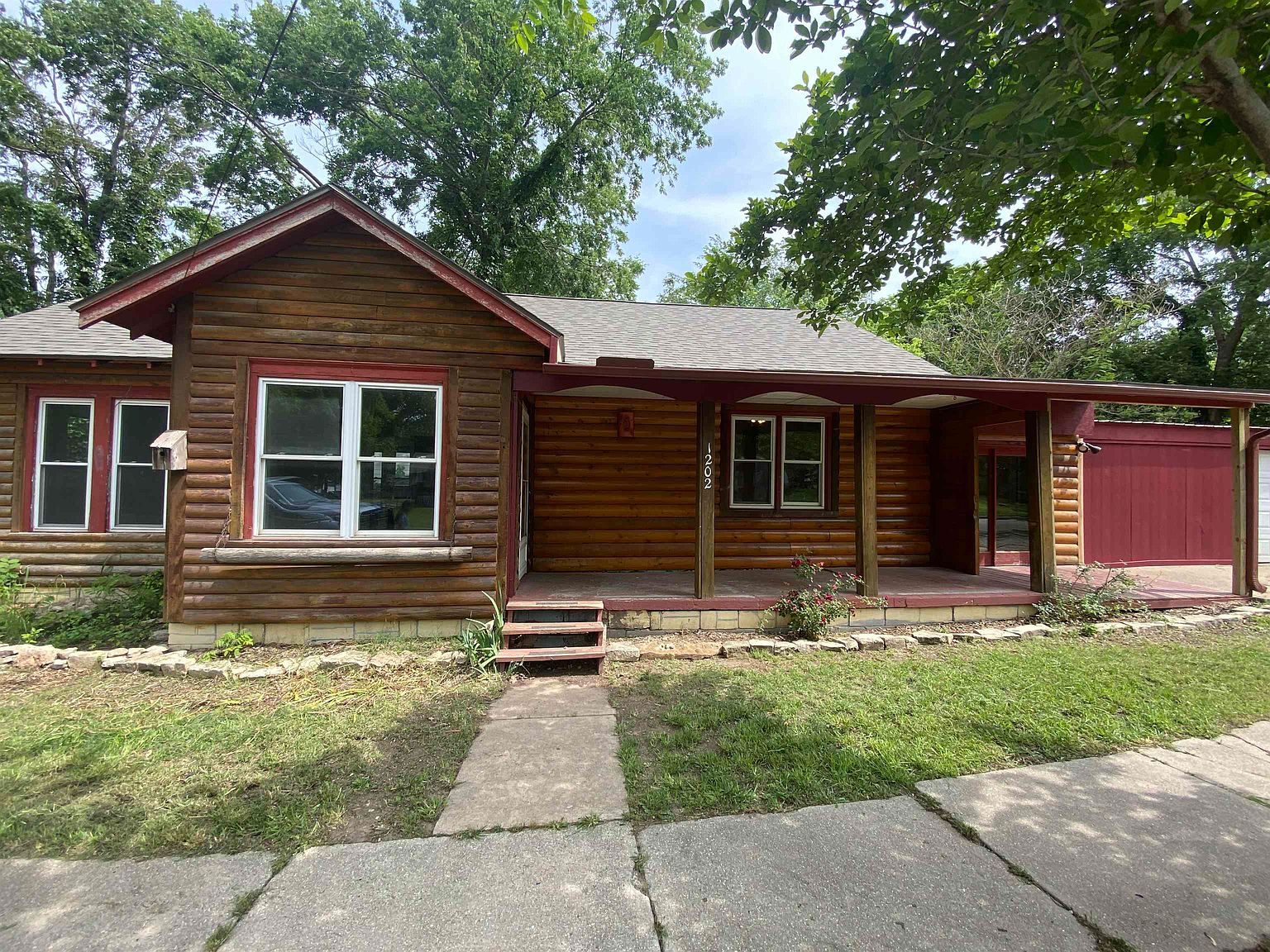 1202 Olive St, Winfield, KS 67156 | Zillow