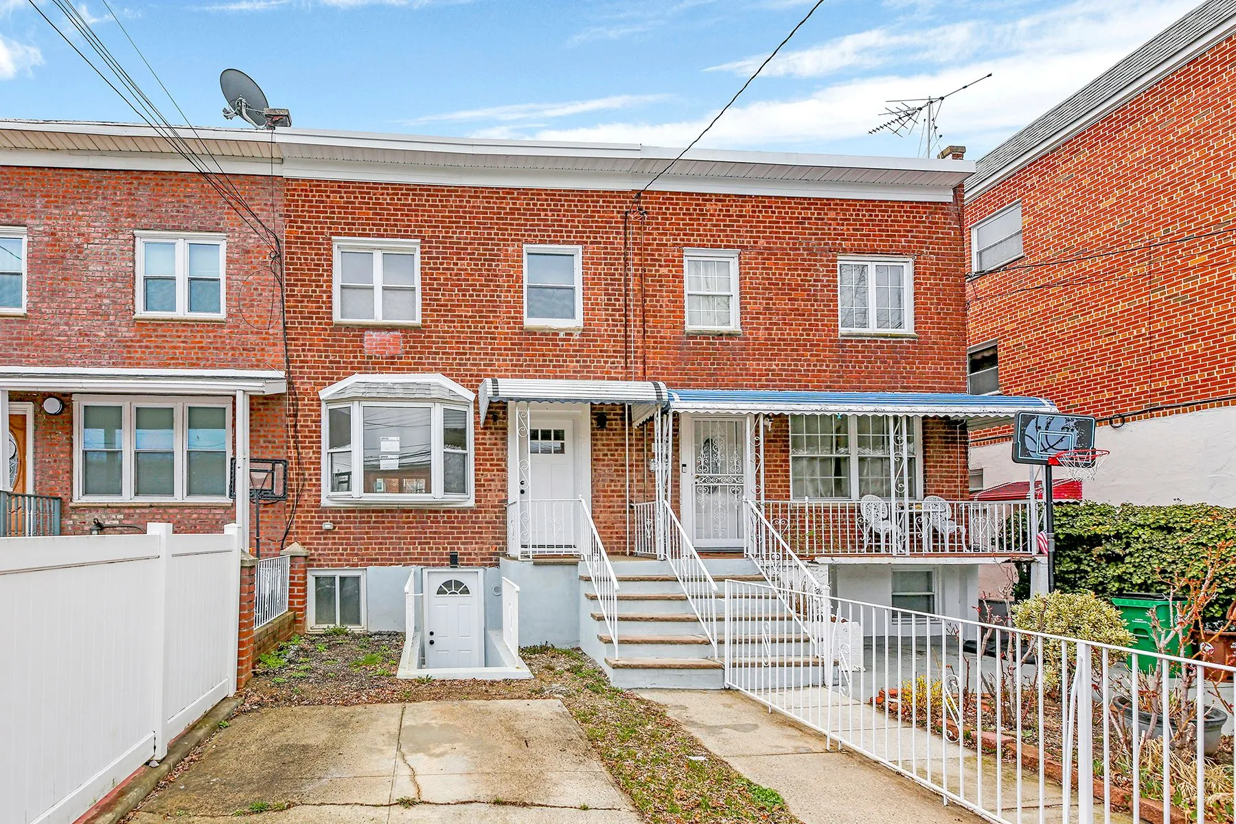253 Swinton Avenue TWHOUSE in Throgs Neck, Bronx | StreetEasy