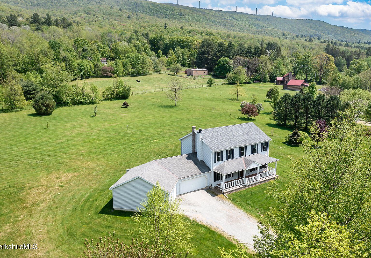 128 Poplar Dr, Stamford, VT 05352 | Zillow