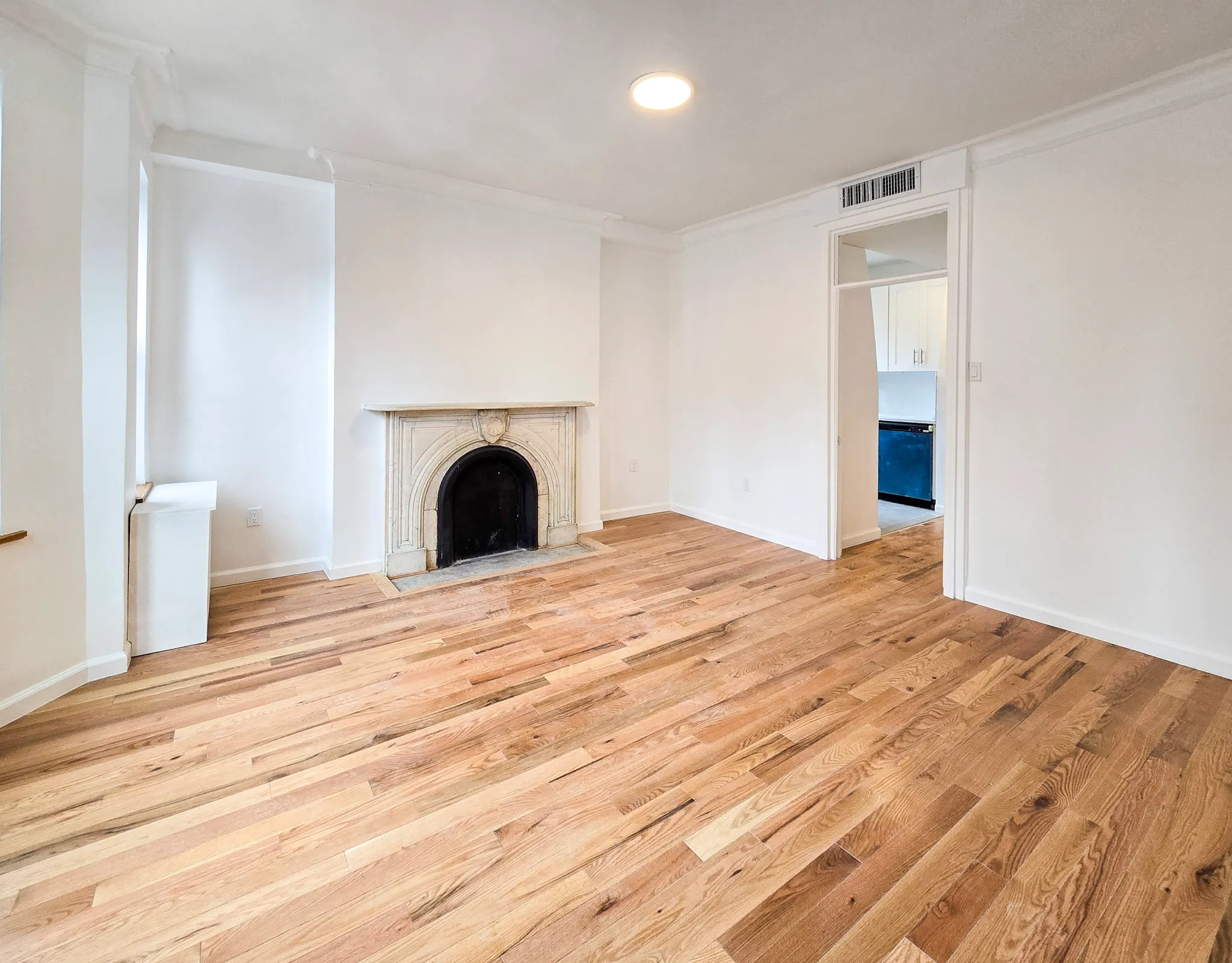1390 1/2 Second Avenue #4 in Lenox Hill, Manhattan | StreetEasy