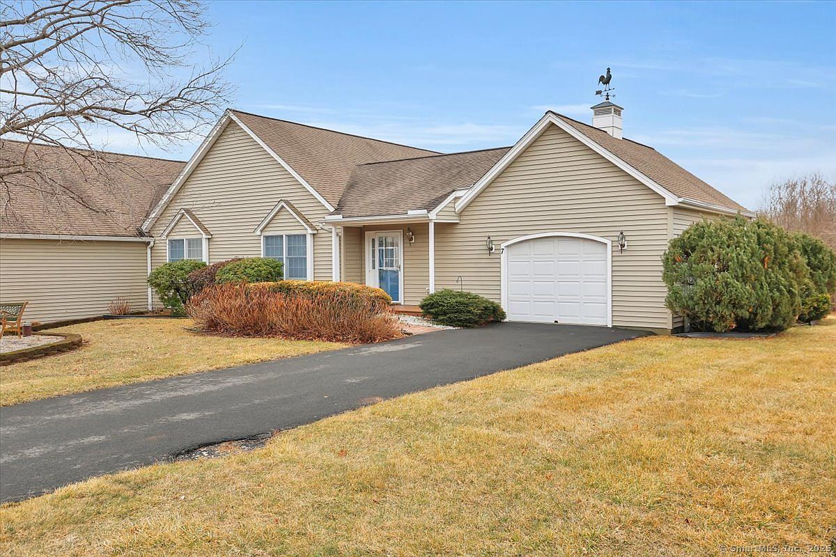 7 Hamlet Manor Lane #7, Durham, CT 06422 | Zillow
