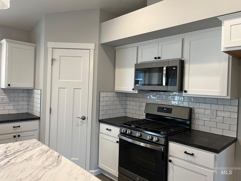 1428 Horizon Ct, Lewiston, ID 83501 | MLS #98876027 | Zillow