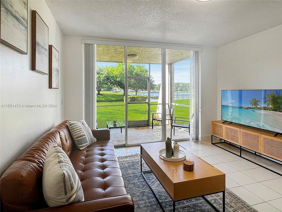 Poinciana Of Pine Island Ridge Condominiums - 9470 Poinciana Pl Fort ...