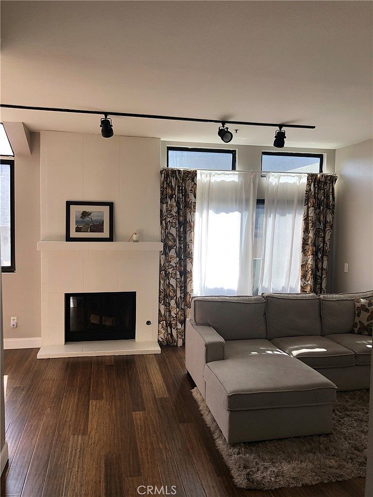 17661 Sergio Cir #CI202, Huntington Beach, CA 92647 | Zillow