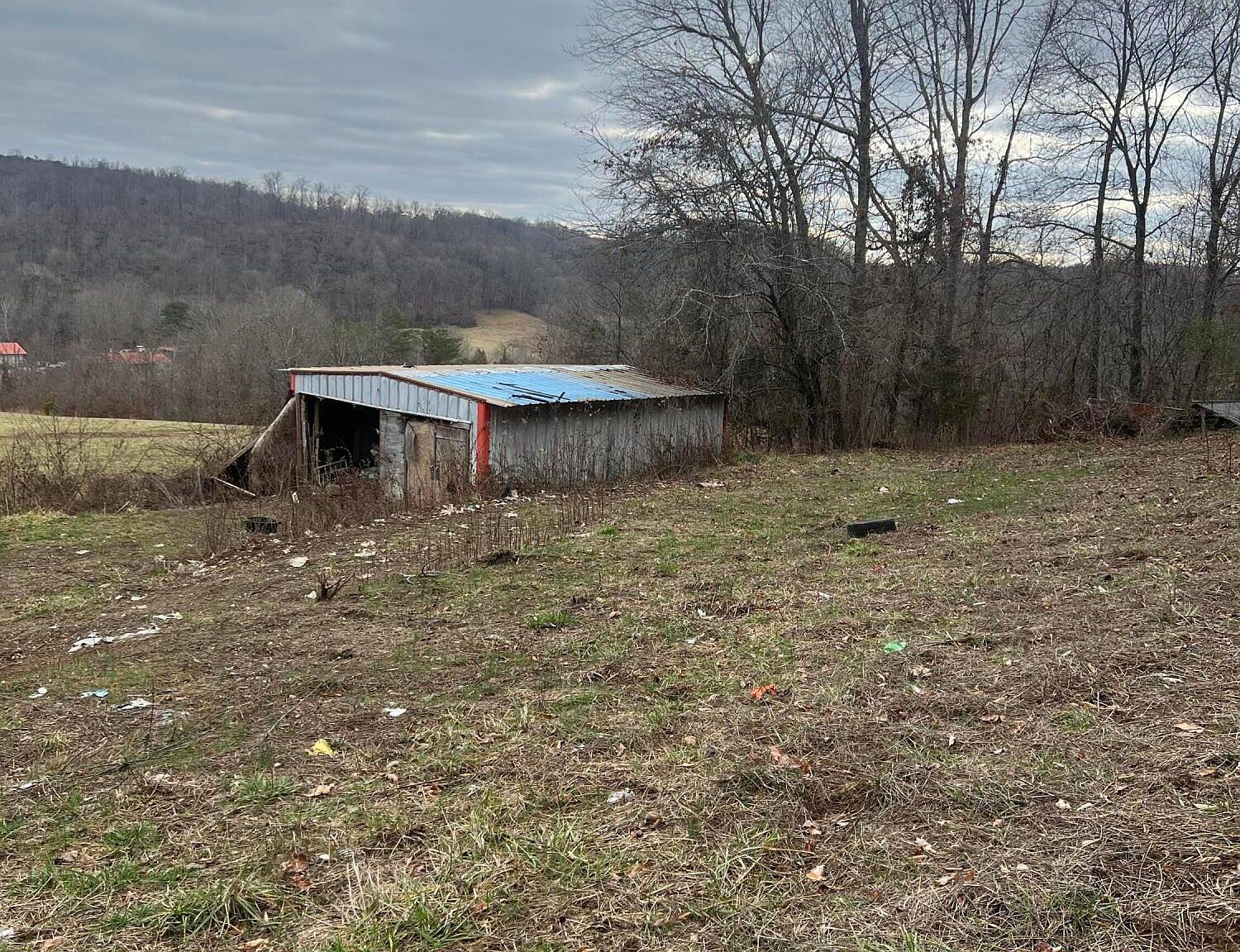 465 Bull Run Rd, Luttrell, TN 37779 | Zillow