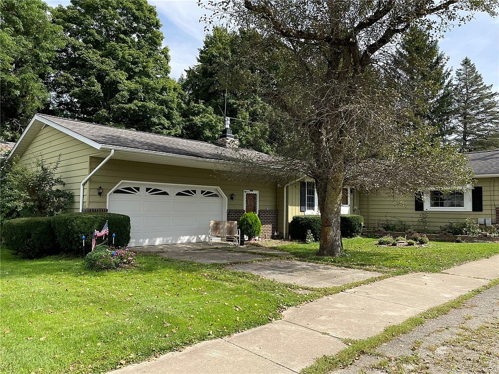 14513 S Main St, Mill Village, PA 16427 | Zillow 14513 S Main St, Mill Village, PA 16427 | Zillow