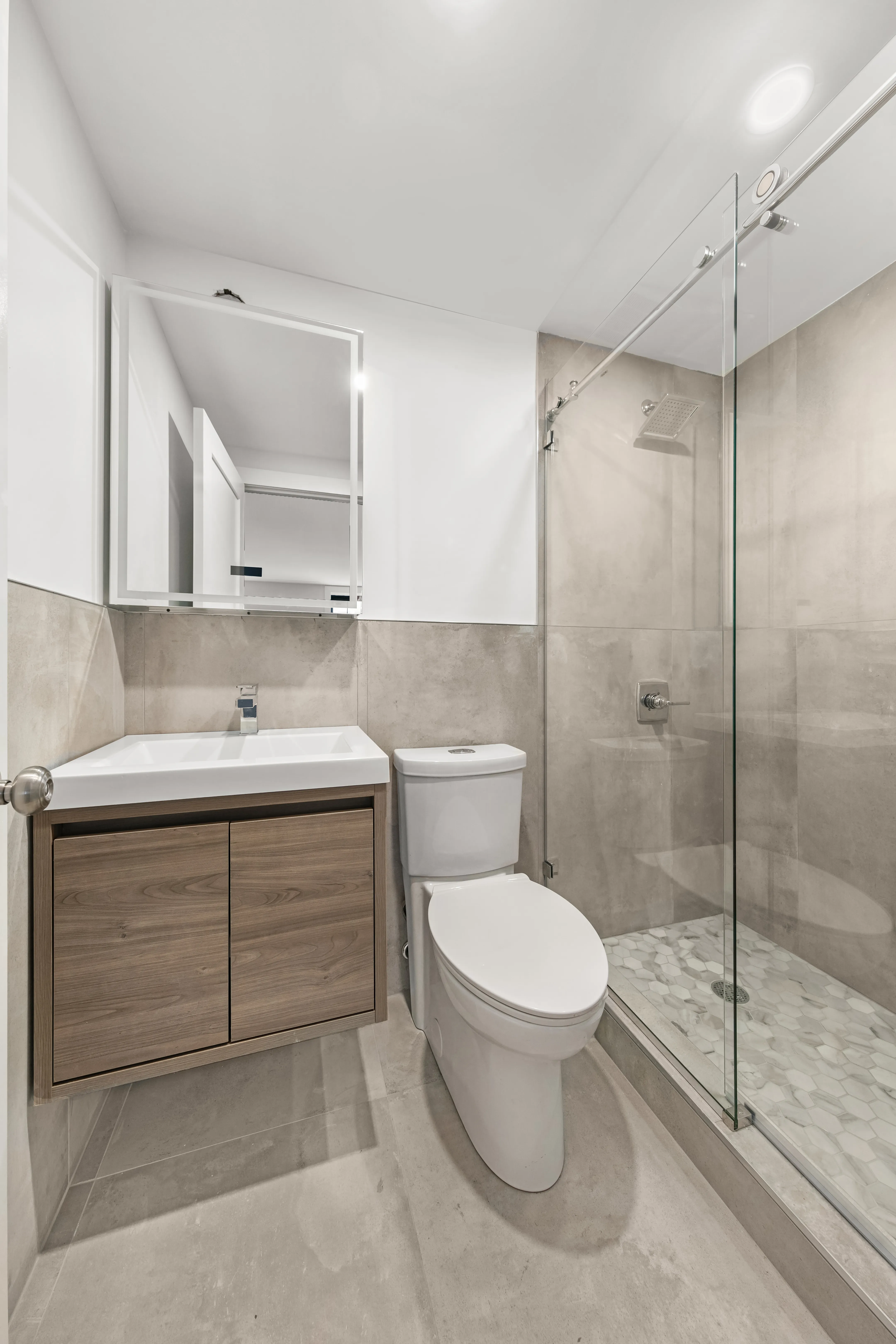 227 East 21st Street #2F in Gramercy Park, Manhattan | StreetEasy