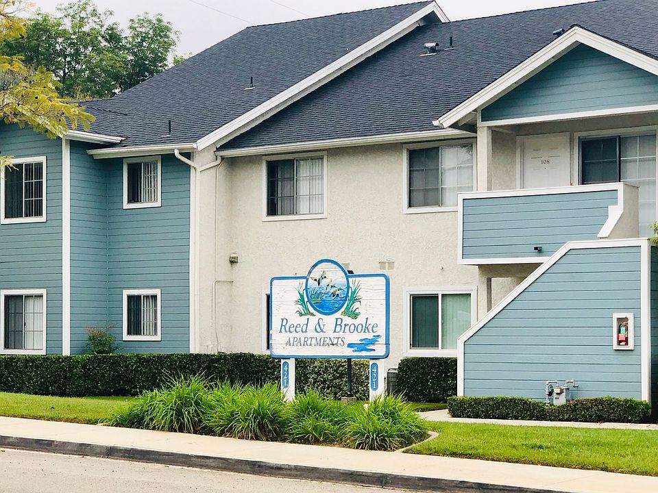 Reed and Brooke Apartments - 421 Potter St Fallbrook CA | Zillow