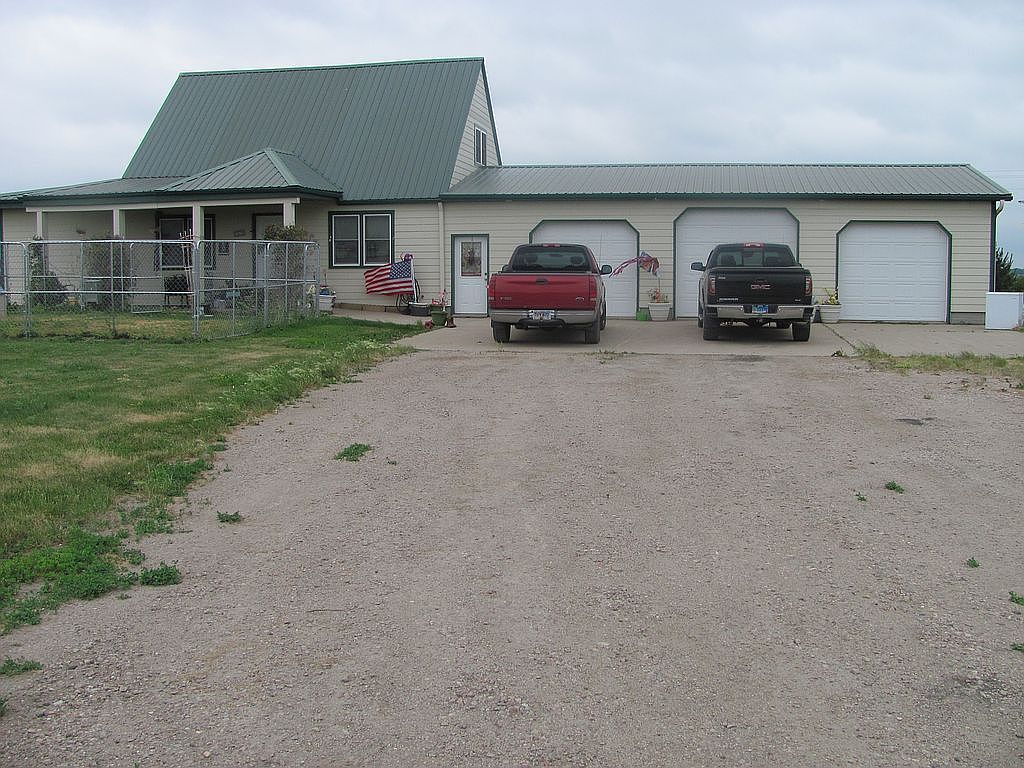 45311 311th St, Meckling, SD 57069 | Zillow