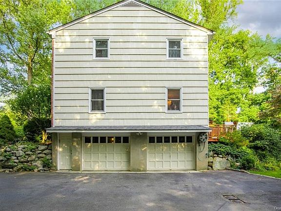 17 Kevin Dr, Suffern, NY 10901 | Zillow